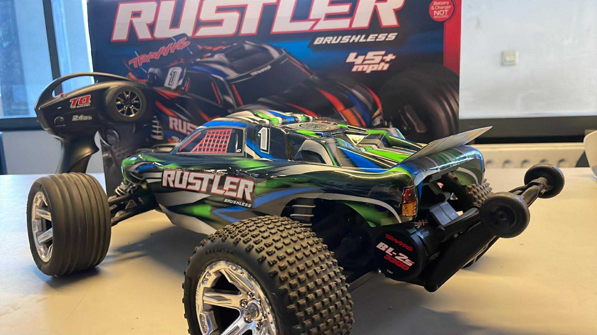 Traxxas Rustler Bl2S Brushless 2wd Stadium Truck - RCSpeedshop